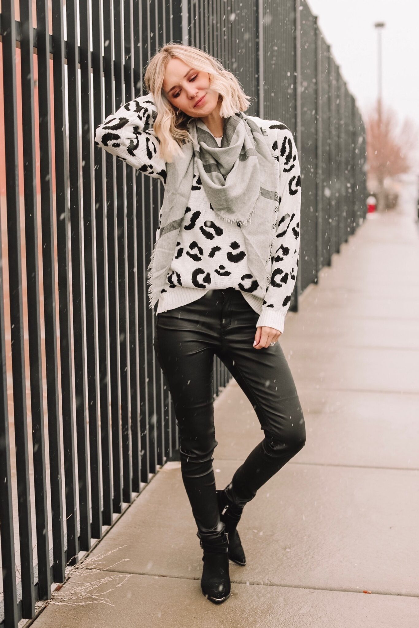 2 faux leather looks for Valentine's Day - Stripes in Bloom