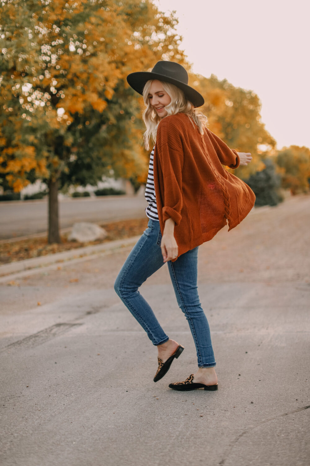 HOW TO WEAR STRIPES + LEOPARD PRINT - Stripes in Bloom